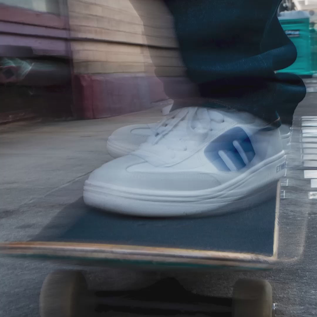 Locut white/blue - skate shoes | etnies Official